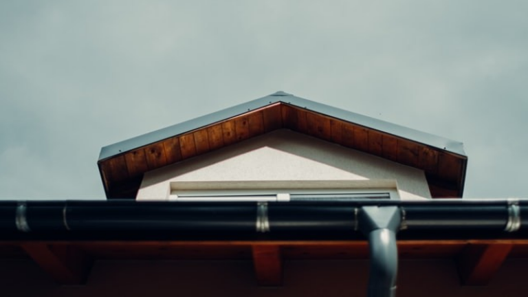 What Are The Best Gutters For Heavy Rain? - Gutter HQ